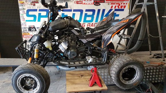 Quad z silnikiem KTM Duke 790: Dynamika i Moc - MotoTune
